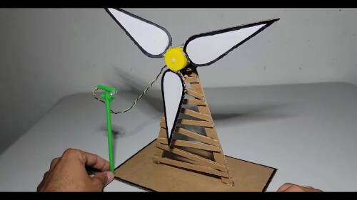 如何用纸板制作迷你风力发电机模型我爱发明我爱制作科学类玩具制作...