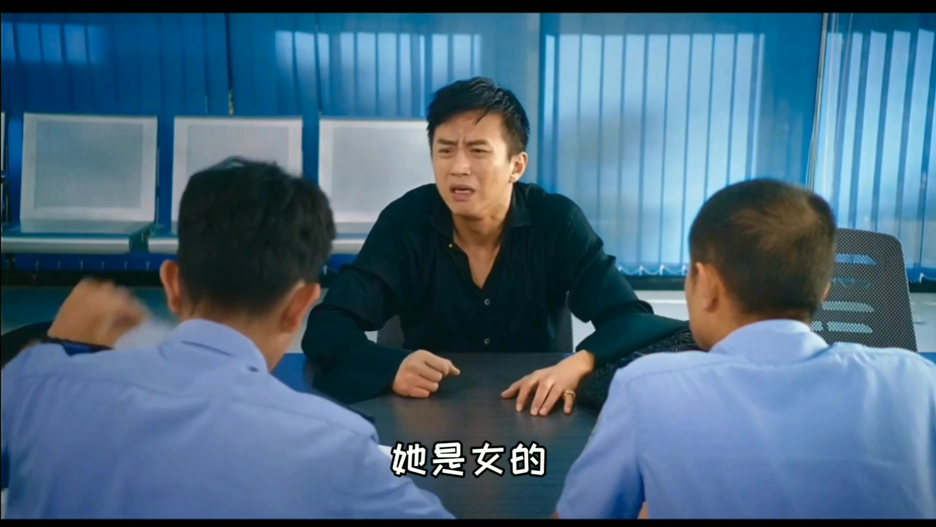 建议改成:民 主 p q