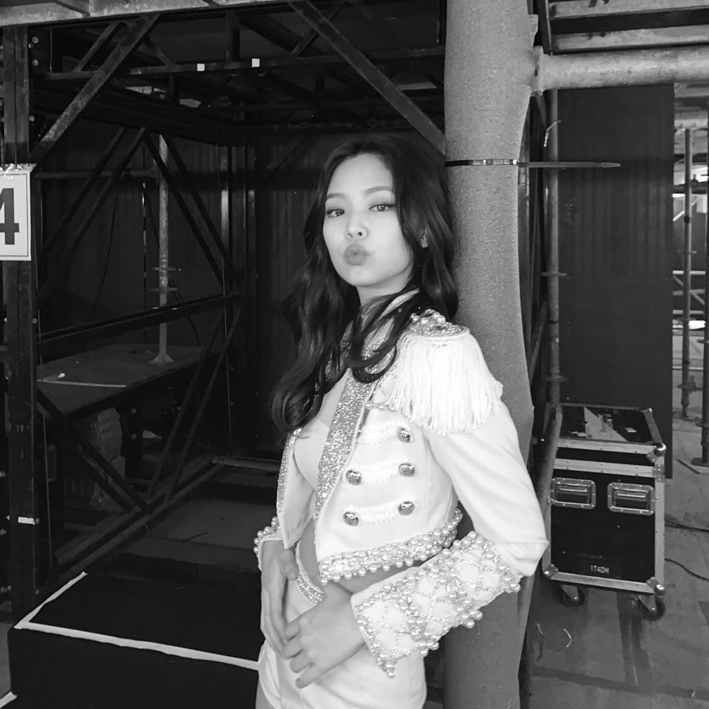 巧克力味的女生 