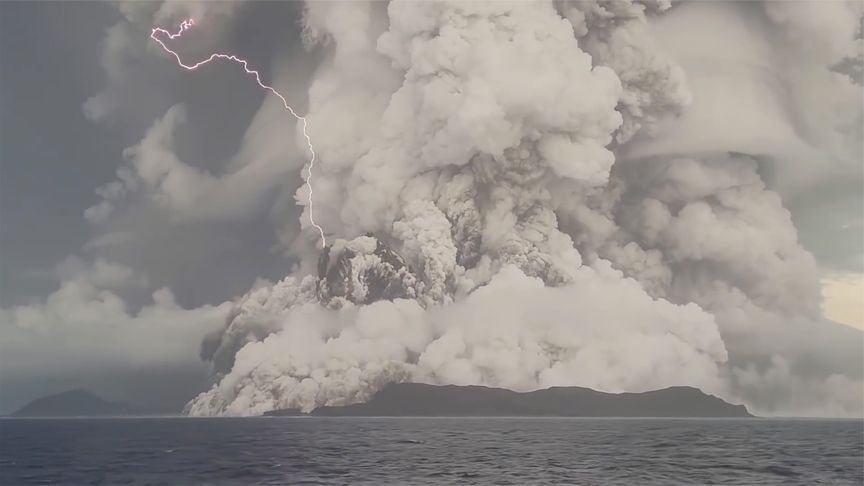 时隔5年再发海啸警报!日本沿海观测到海啸,与汤加火山爆发有关