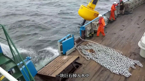 海上浮标有什么用,可不是简单的塑料桶,内部暗藏玄机