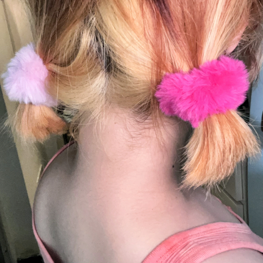 可爱女孩儿狗蛋 