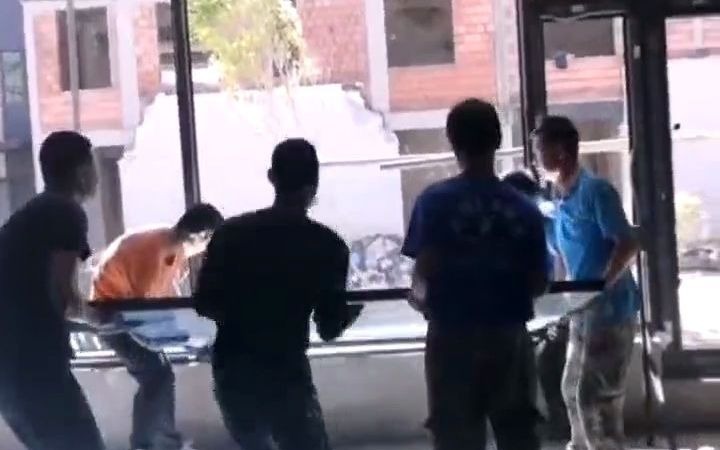 系统门窗安装标准
