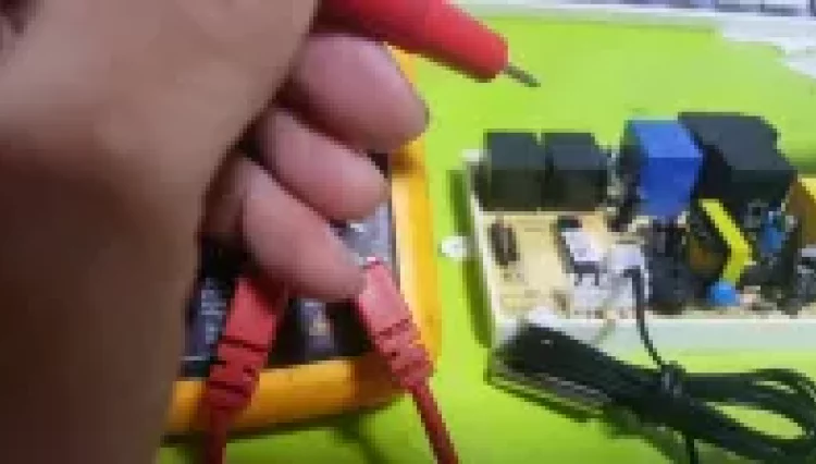 一步知道各个空调的温度传感器的阻值