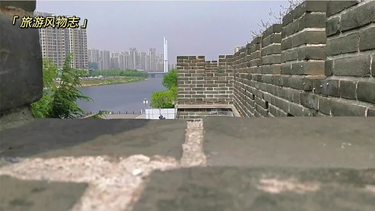 中国滕州,原来还有城墙,沿河风光秀美