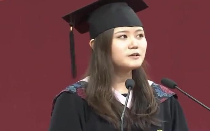 北大优秀毕业生演讲.大学不能给予我们知识和能力,还有情怀!