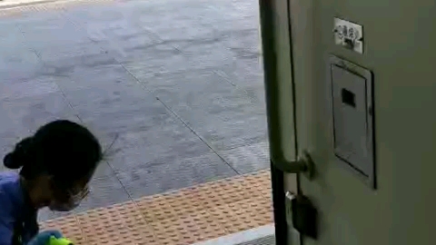 [来自HOHHOT的火车迷]人力•塞拉门