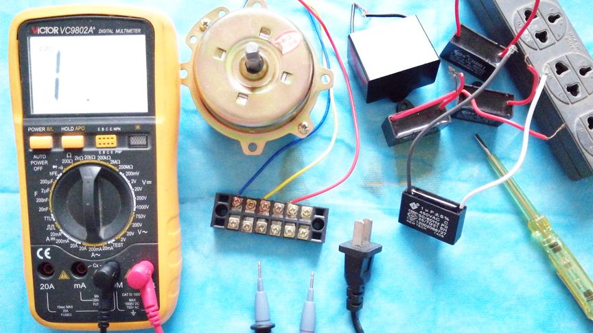 单相电机如何正反转?启动电容接哪里?老电工一根根教你接电路