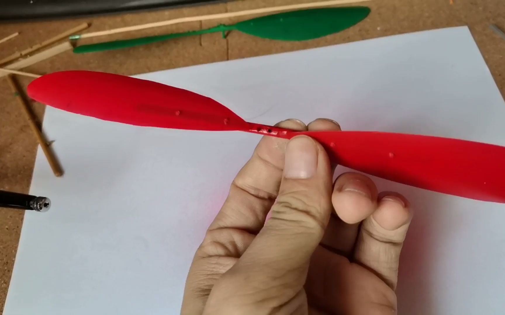 轻木飞机:自制螺旋桨
