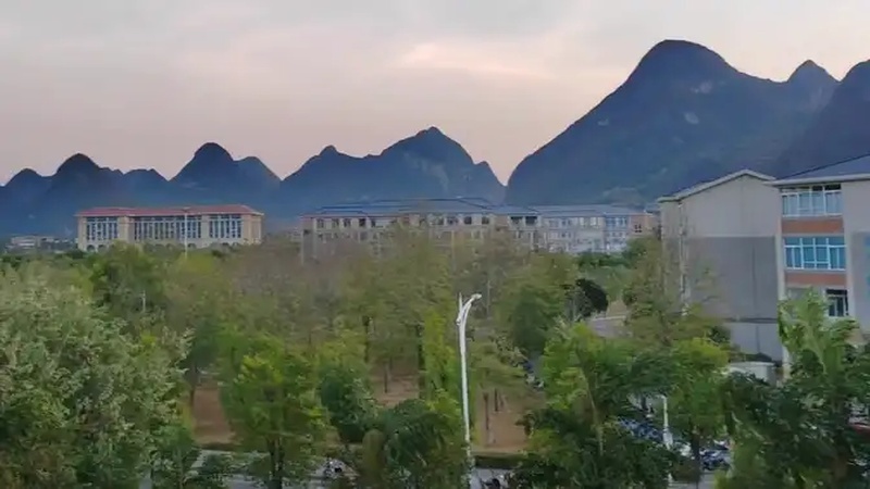 信息与通信工程等学科在桂林电子科技大学博士培养中表现突出
