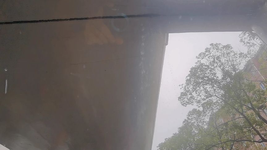 中环下的汶水路,高架的排水就是这样无组织无纪律的吗?