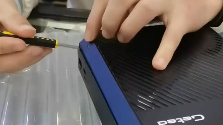 分享Getea3.5寸移动硬盘盒如何拆装过程,希望能帮上大家#因为专注...