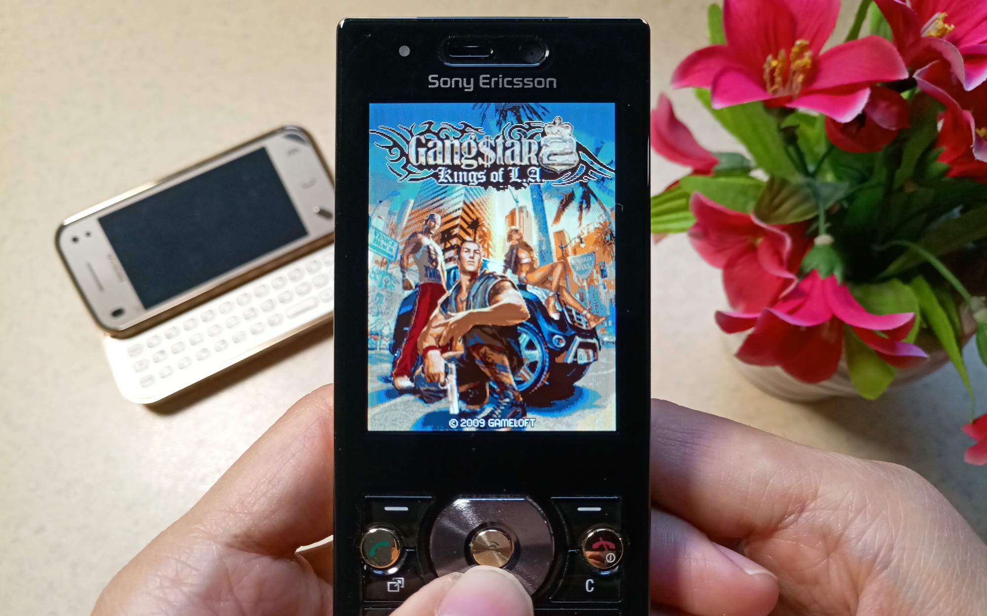 700KB的“侠盗猎车手GTA”,功能机的开放世界游戏