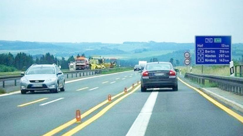 自动挡跑高速还在D挡到底?老司机提醒:档位用不对,毁车又费油