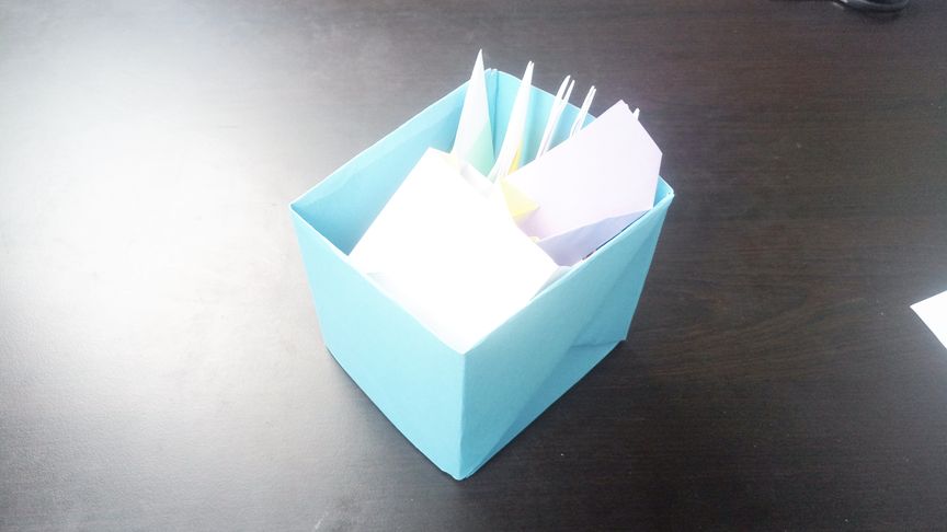 儿童手工折纸,收纳效果非常好的方盒子折法,折法简单到爆炸