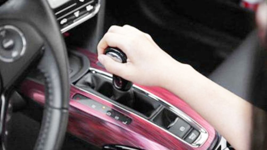 自动挡汽车换挡都会抖动吗?这个不是偶然的,解决碳污染