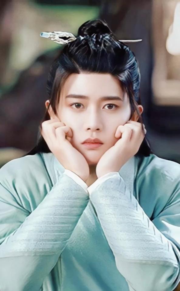 #任嘉伦#只要我乖乖听话,媳妇就会让我吃得香睡得好@今日头条