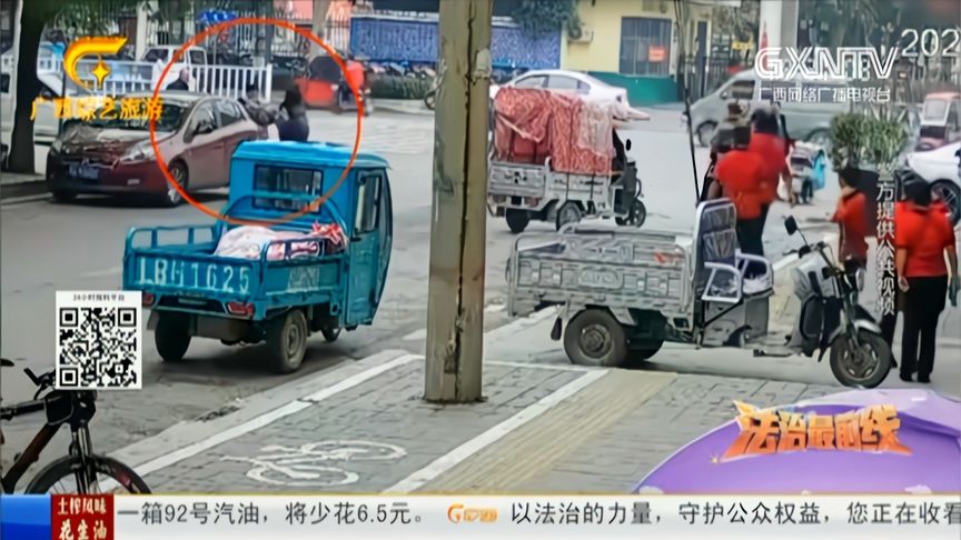 河南:两岁男童吃饭窒息 城管执法车秒变救护车