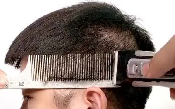 男士剪发四大手法/新手小白可以学美发吗