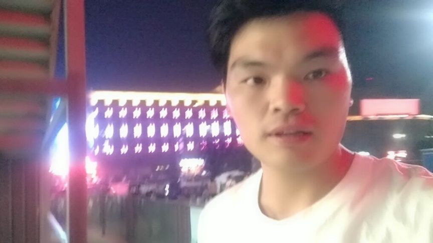 下班带孩子去超市用优惠券,真的可以抵钱用,又省了一大笔