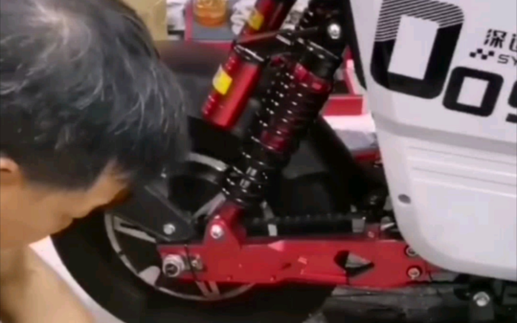 分享一个关于深远改装平叉和避震的一个效果和花费!换作你们会舍得...