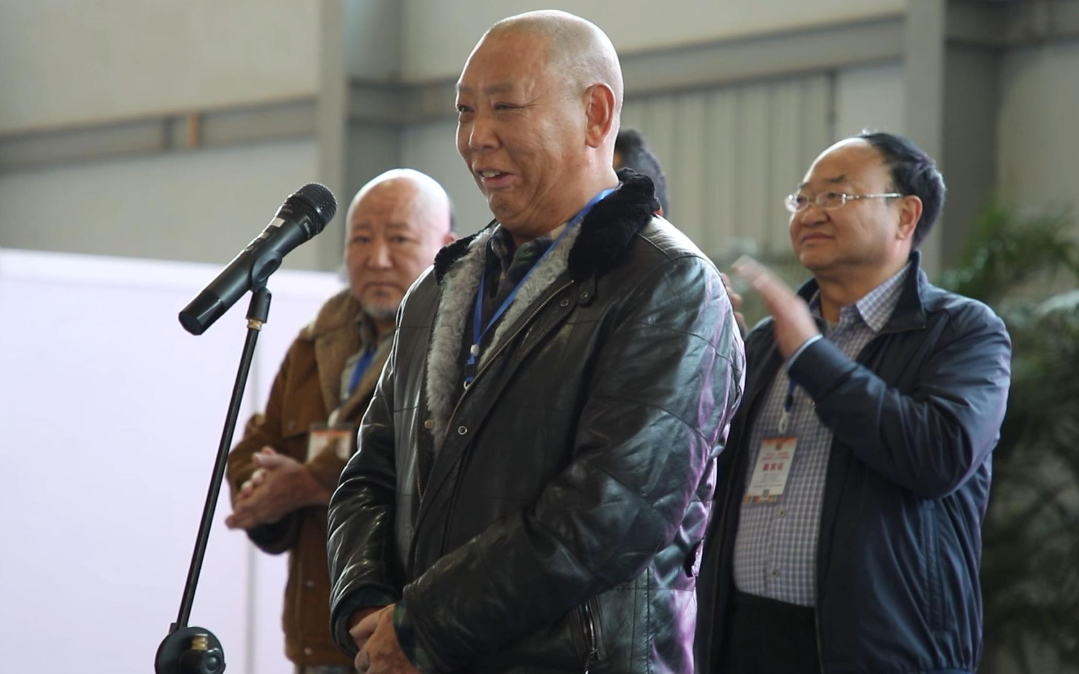 第十三届昆明国际民族民间工艺美术博览会开幕