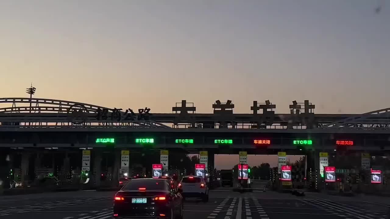 罗技AI客制化键盘 罗技的第一把AI客制化键盘,让生活也可以更轻松#...