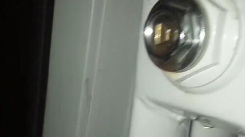 家里的暖气不热是怎么回事,小哥哥教你一招立马解决,不用花钱请师傅了!