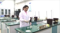 给试管内的液体加热