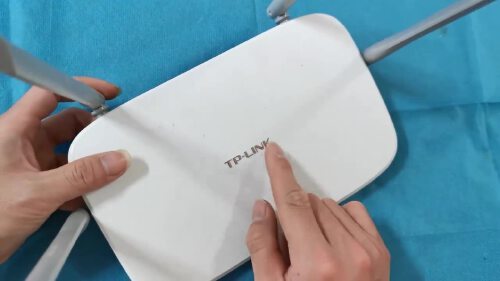 轻松找回WiFi密码,十秒解决,告别恢复出厂设置烦恼!