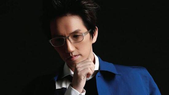林志炫演唱《没离开过》开口惊艳全场,歌迷尖叫,飚高音