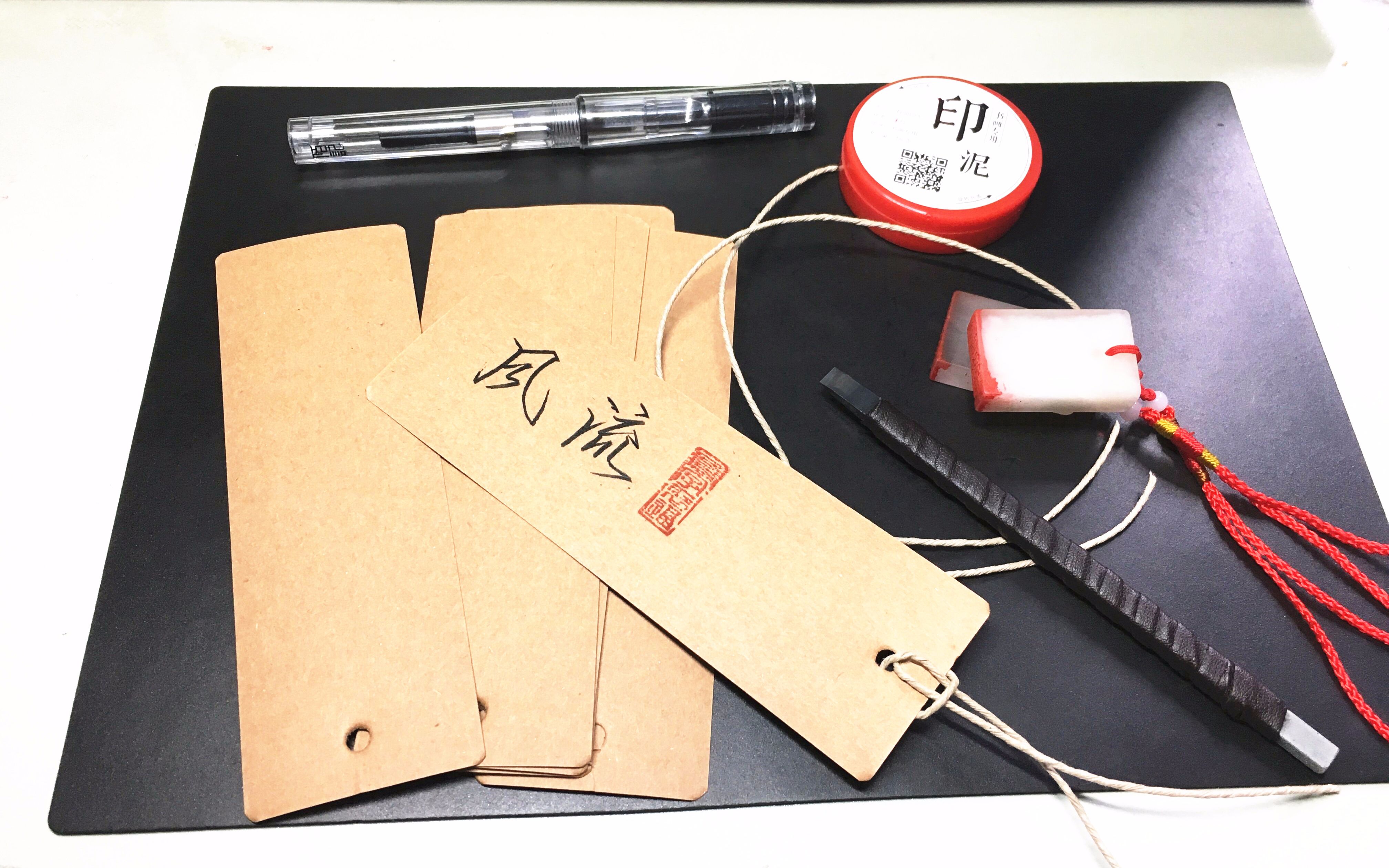 【手写书签】教你怎样制作漂亮的手写书签!手写的、独一无二的书签,...