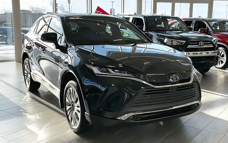2023款一汽丰田凌放亮相!搭2.5L混动+四驱,号称丰田最美SUV!
