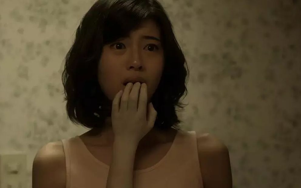 夜晚三点半: 几分钟带你看完日本恐怖电影《咒怨之完结的开始》