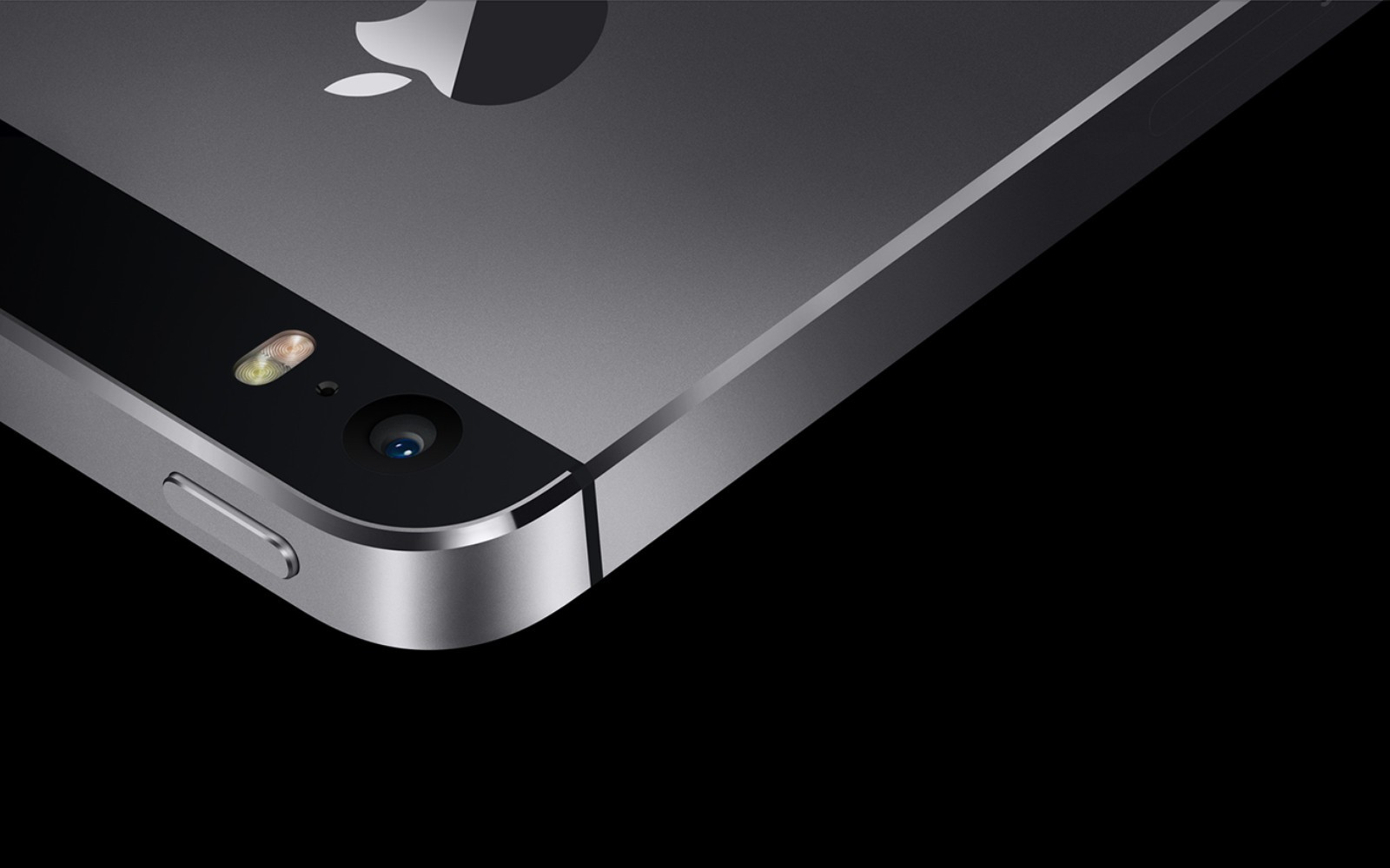 用了一年多的iPhone SE,更新了12系统后流畅至死,就是耗电很快,毕竟...
