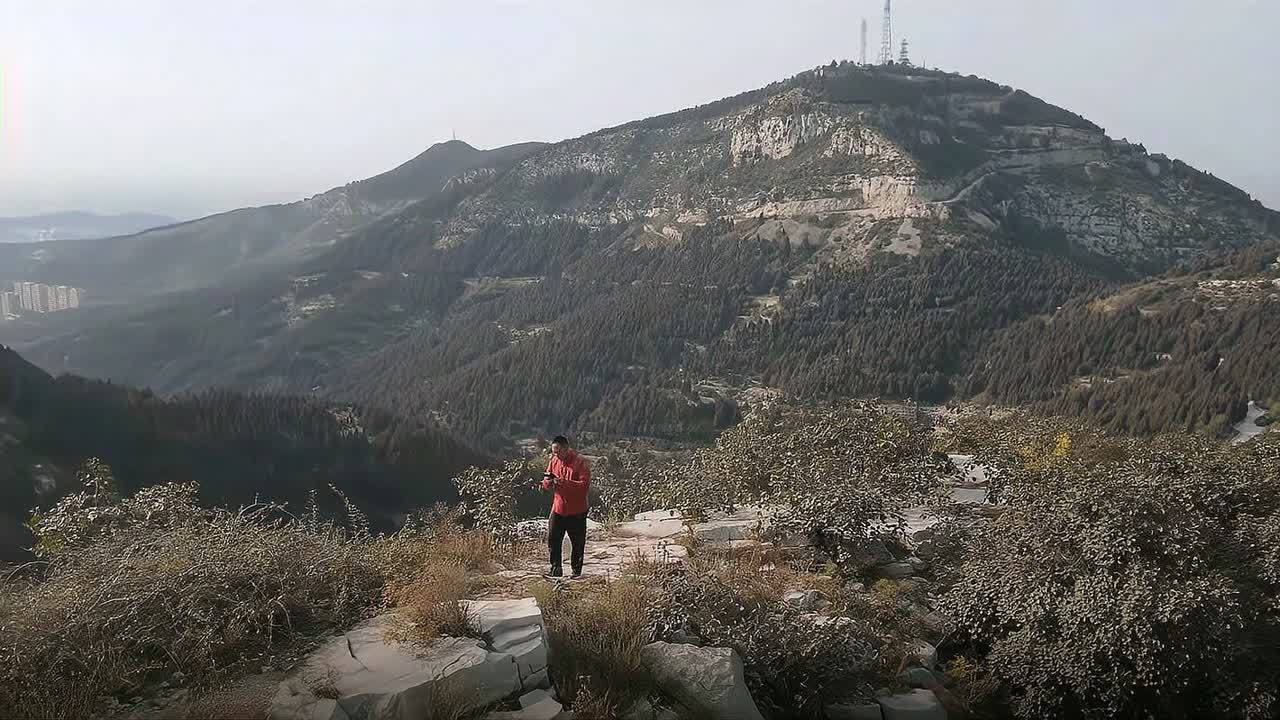 大疆御air2无人机的智能跟随功能,轻松实现跟随+环绕.