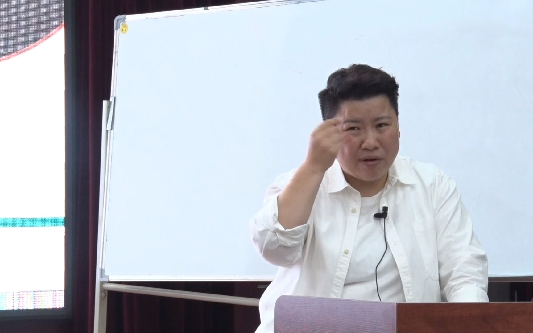 刘红云讲火溪穴,手把手教你找位置,值得分享