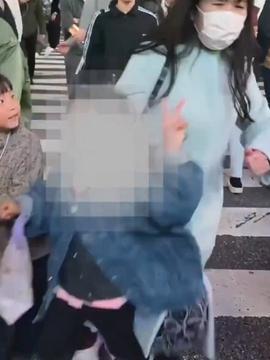 中国台湾女童在东京街头被恶意撞倒 日媒早已曝光 "撞人族" 乱象频发