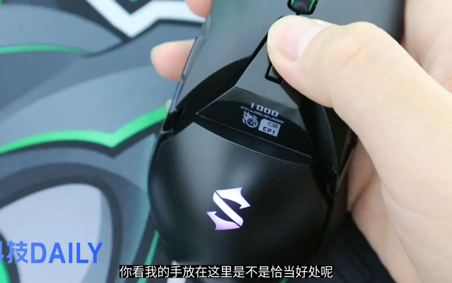 黑鲨全家桶颠覆手游?鼠标加键盘PC方式玩和平精英你感想么?