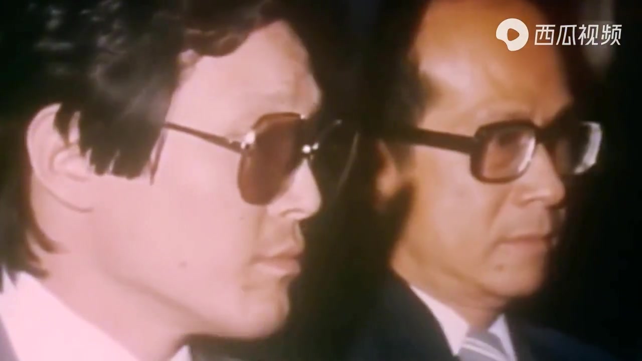 人一生的命运都是注定的,如果你不信风水看看香港首富就知道了[超清版]