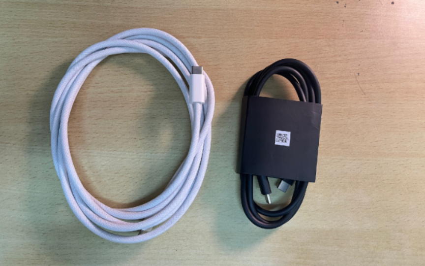 Apple 240W USB-C数据线值不值243,iPhone 15PM的最佳伴侣是华为...