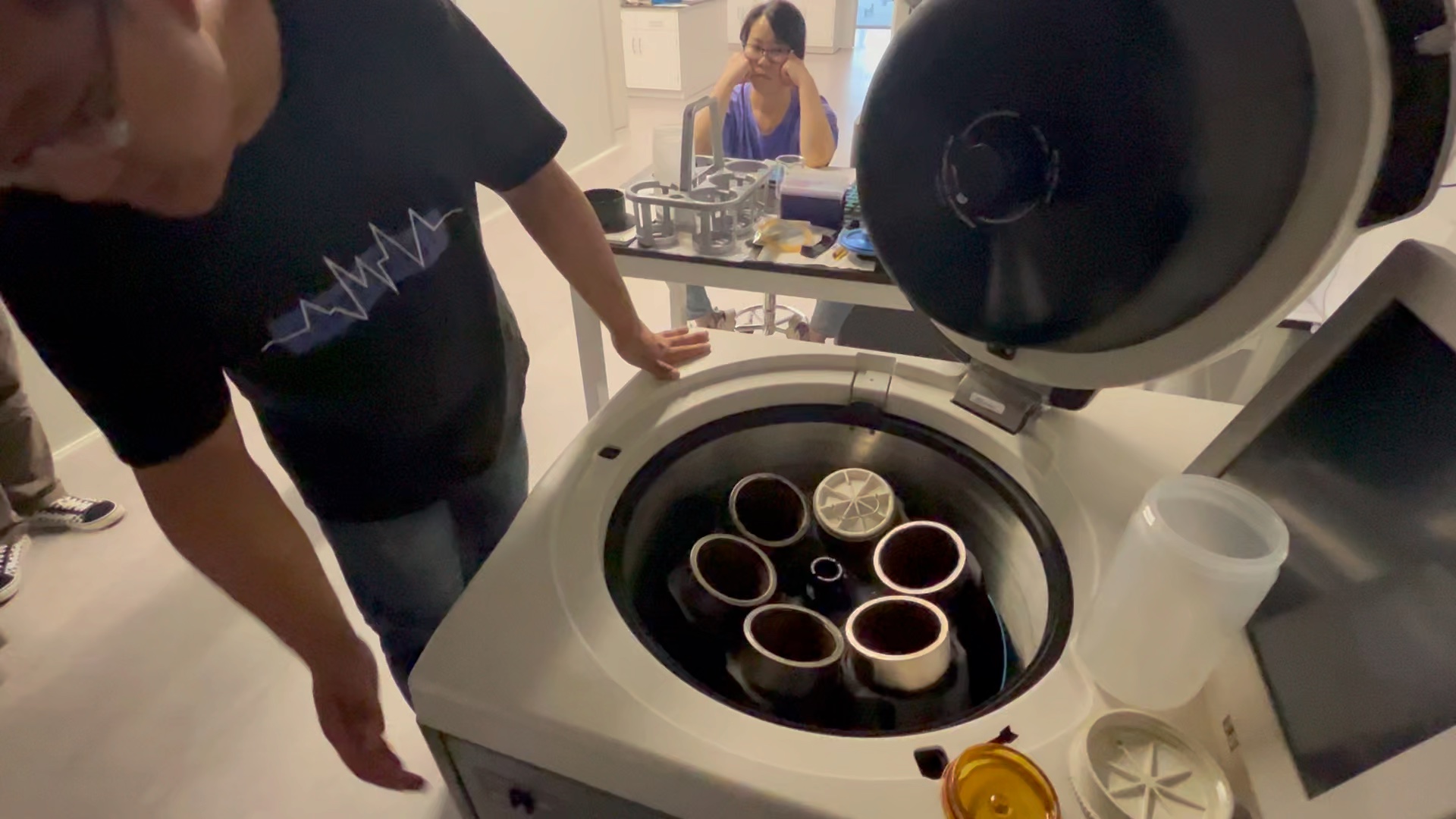 落地式离心机(1L转子)使用培训