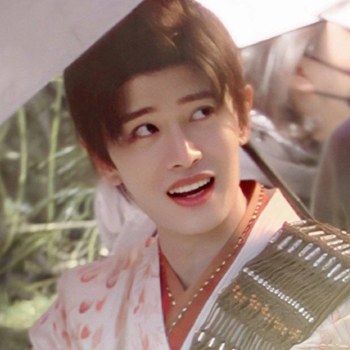 东方姑娘美如画 