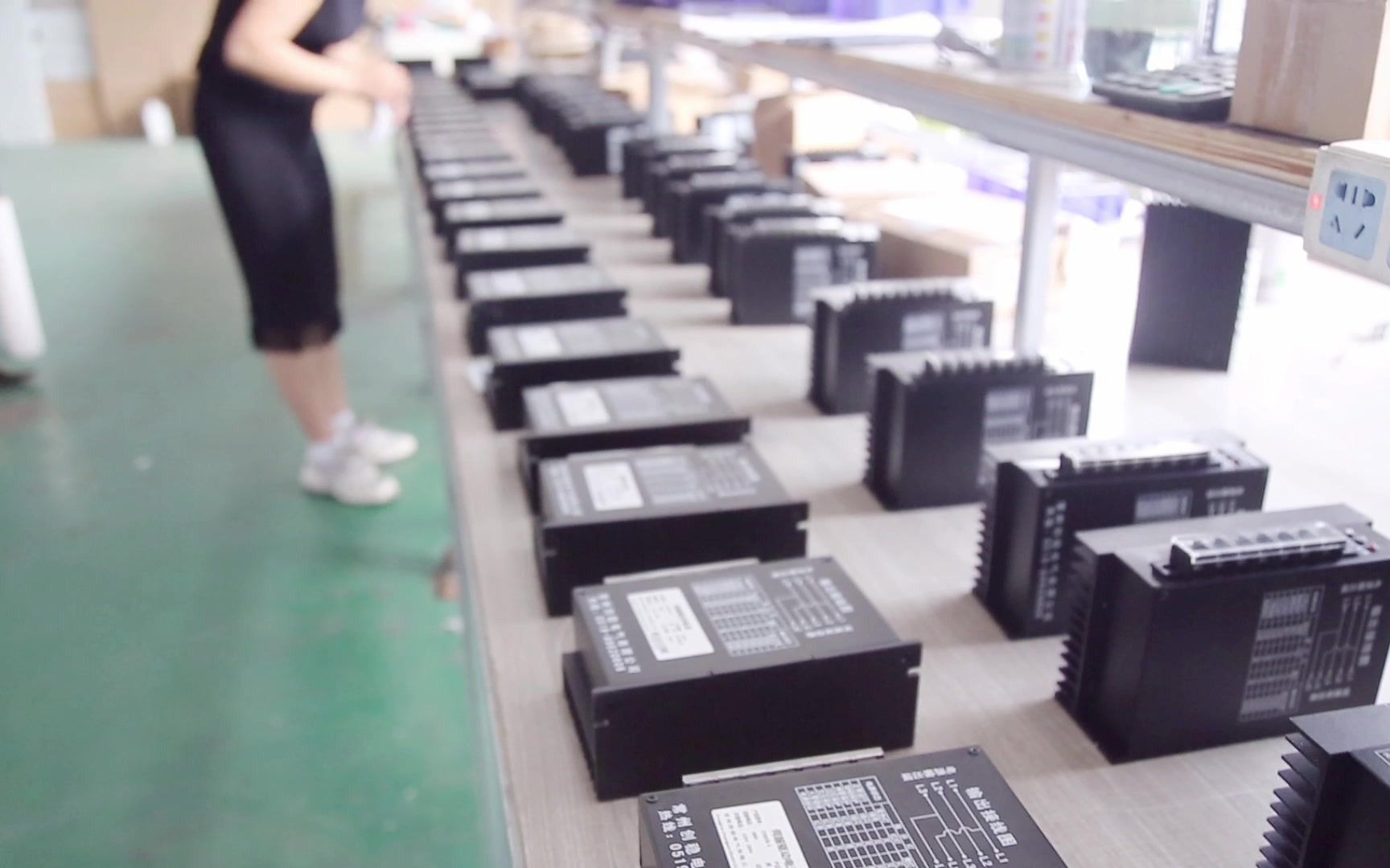 电子伺服变压器和隔离变压器哪个好?