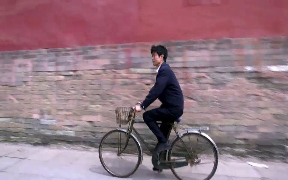 我在故宫修文物-钟表组秀