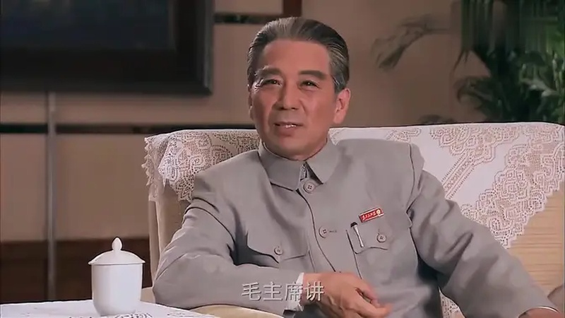 五星红旗:周恩来主持召开会议,开门见山安排国务院工作,霸气!