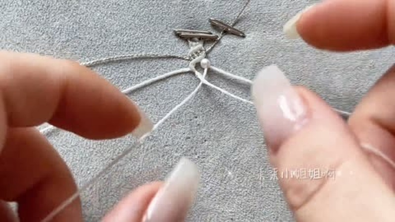 编绳教程 白月光珍珠手绳·步骤清晰,超级简单的编法