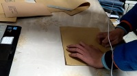 DA坑大哥教你如何用牛皮纸给书本包皮