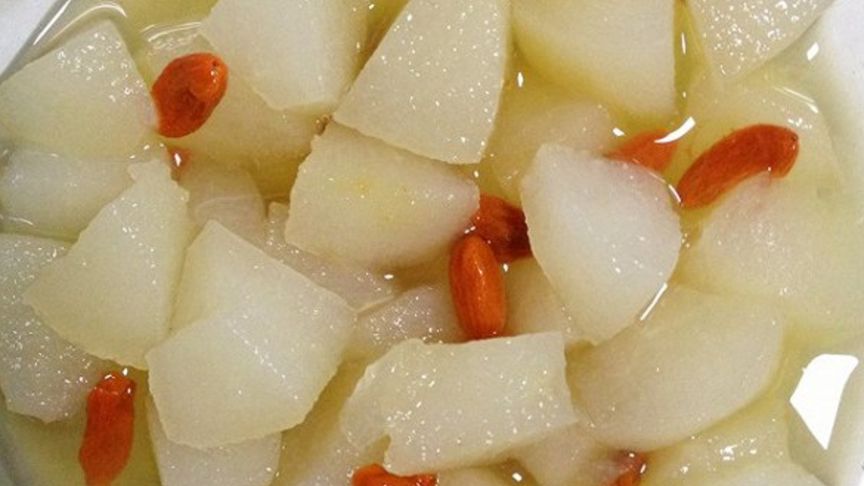 孩子咳嗽、肺部有痰?1个梨1勺糖,止咳化痰又清肺,谁用谁好!