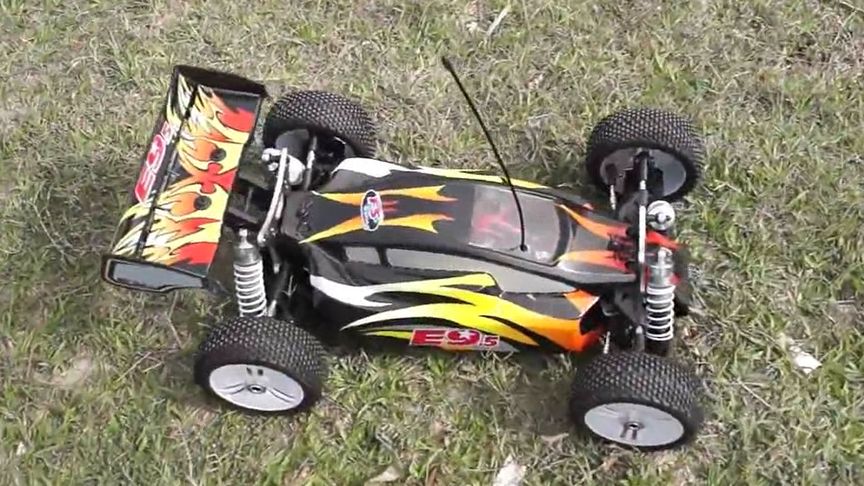 高速测试中的RC遥控车模型车,真霸气!